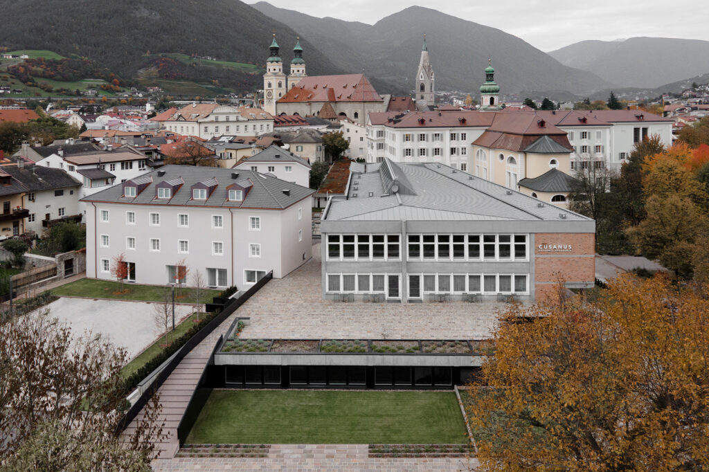 Cusanus Academy – ModusArchitect